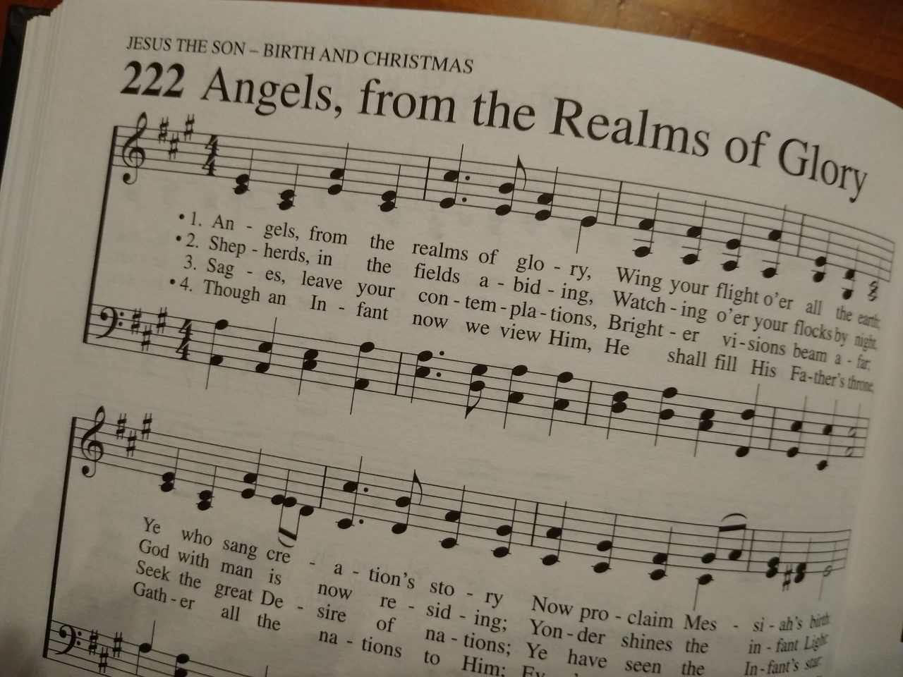 Christmas Carol Messages: Angels From the Realms of Glory - Ava Pennington